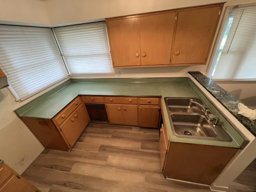 Epoxy Countertops | Wavy Resins | Resin Countertops